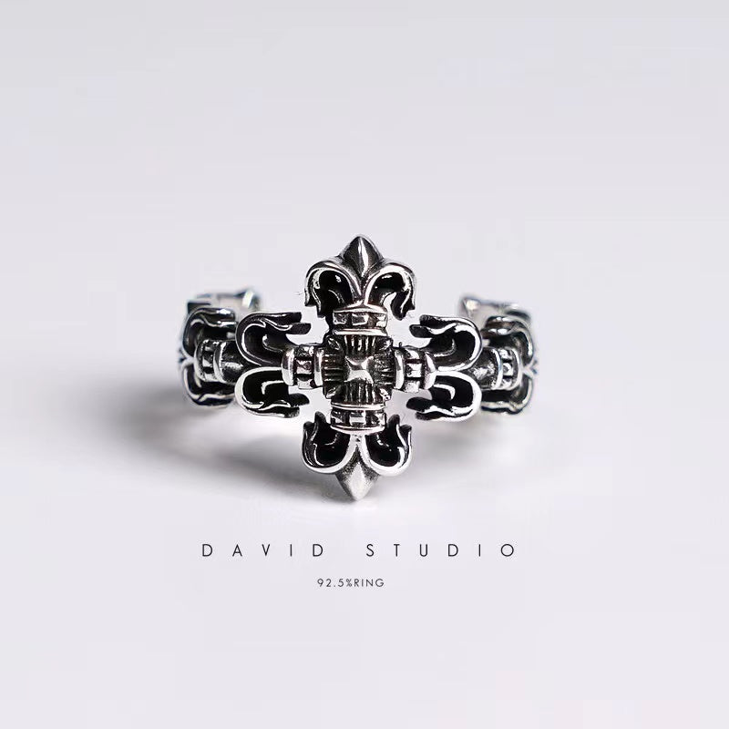 Filigree Cross Ring – David Studio – David_Studio